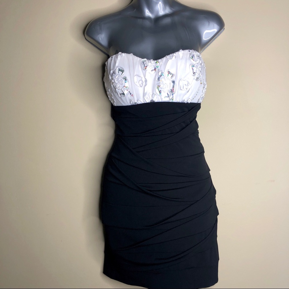 Ruby Rox Black & White Strapless Dress - Gem